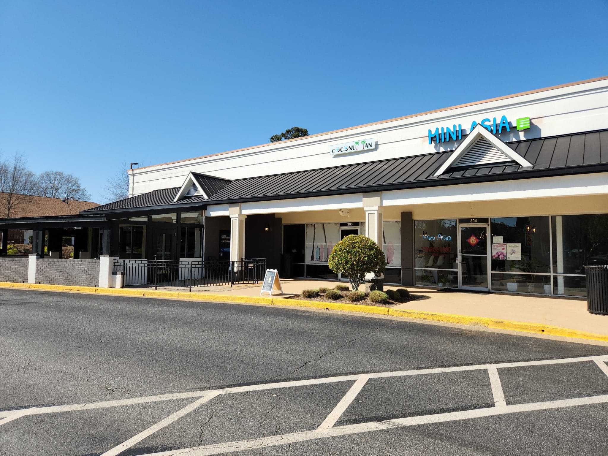 The Toasted Yolk Café Signs Lease at Thomas Crossroads Kroger in Newnan ...
